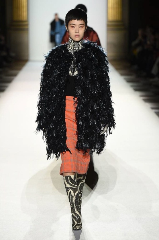 40 лучших образов с показа Dries Van Noten FW’18/19 — FW-Daily. Женский журнал о моде, стиле ...